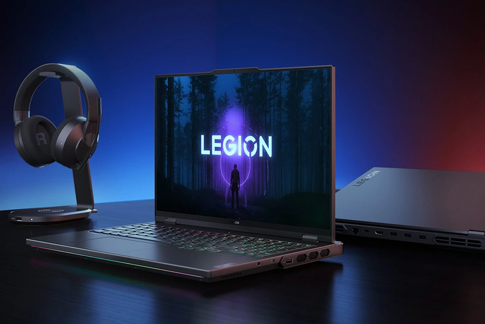 Lenovo Legion Pro 7i AI-Tuned Gaming Laptop Lenovo Legion Pro 7i AI-Tuned Gaming Laptop